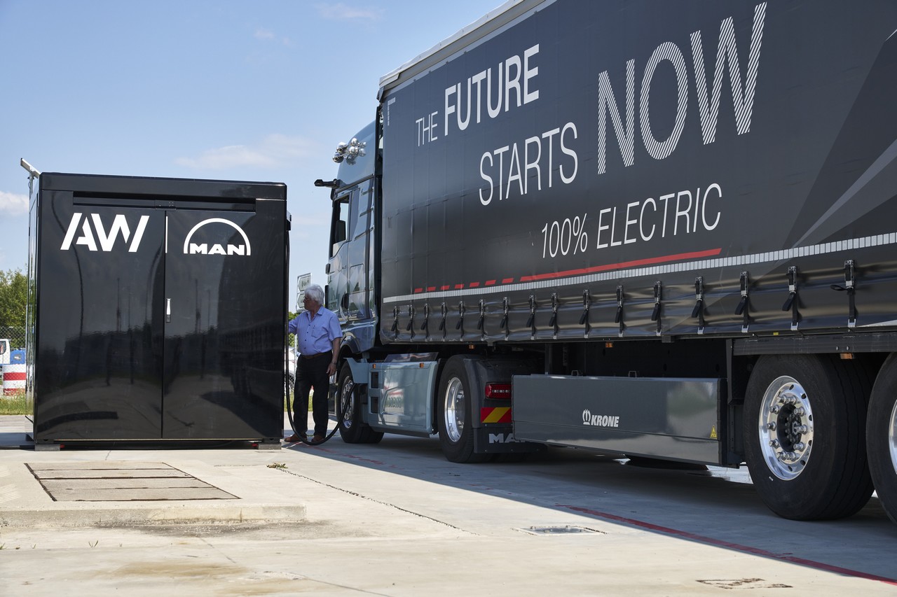 Camion électrique : MAN Truck & Bus propose à ses clients un cube de ...